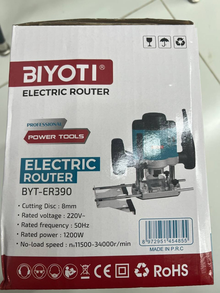 Фрезерная машина ручной по дереву Biyoti