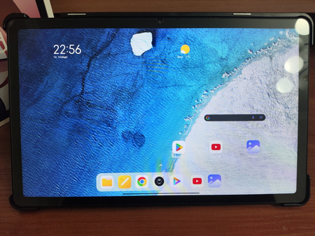 Продаю планшет redmi pad с чехлом