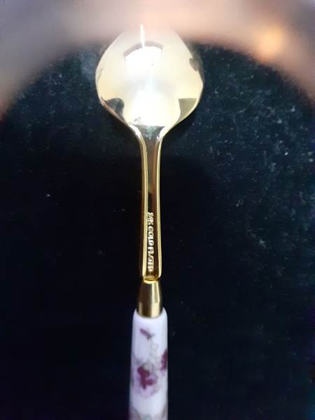 Продаю набор десертных столовых приборов. 24к gold plated.