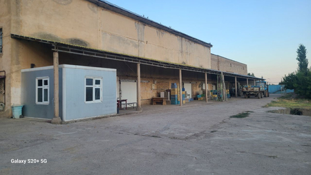 Продажа на 40 сот. холодильные помещения на 545 тон и офисное здание.