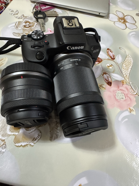 Фотоаппарат canon R100