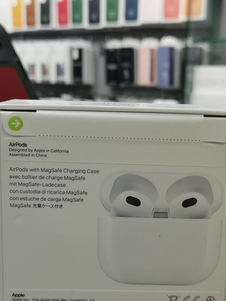 Apple AirPods 3 беспроводные наушники