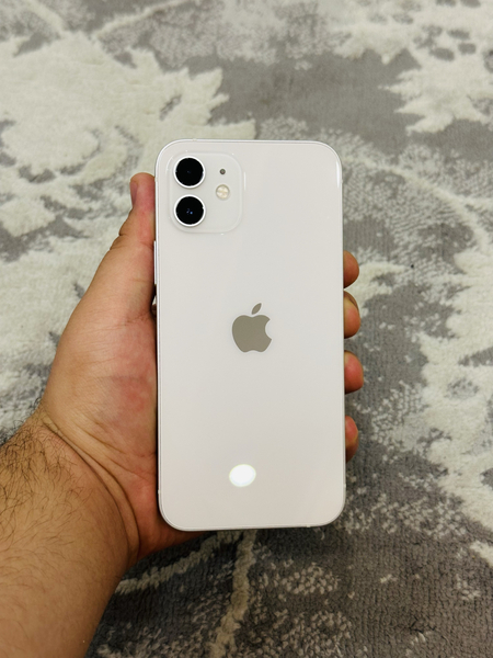 Iphone 12 90% yomkis