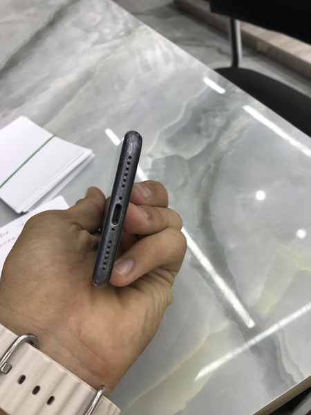 Продаю свой Iphone 8 чёрный