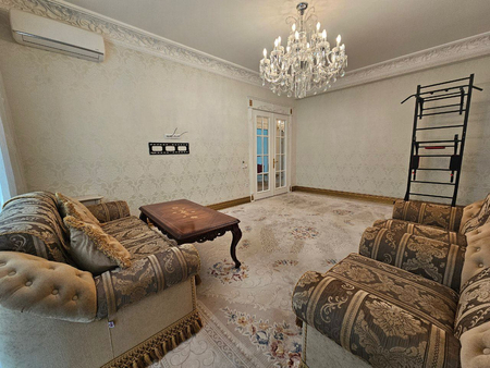 Парисьен Продается 4 комнатная квартира ремонт Яккасарайский район