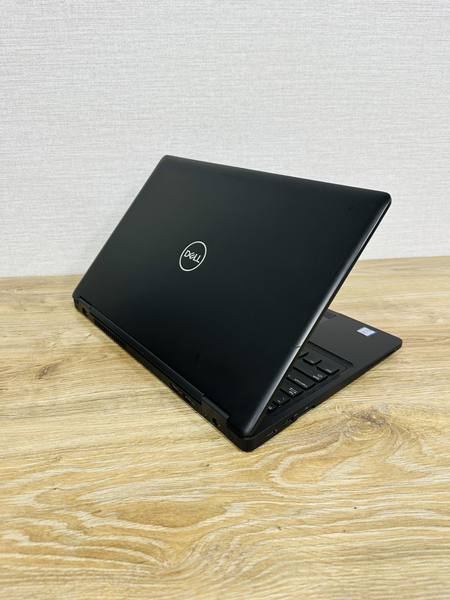 DELL Core i7-8 Ядерный/16 ГБ озу/256 ГБ SSD/MX130 Видеокарта
