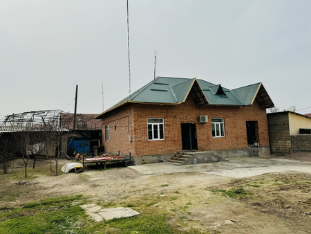 Продается Дом возле дароги с конализаци