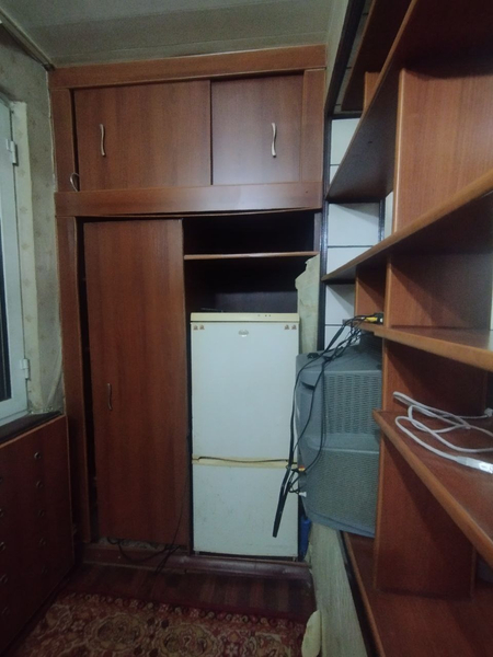 Продаётся однокомнатная 1 этаж, Юнусабад 11 квартал, Метро Мегапланет
