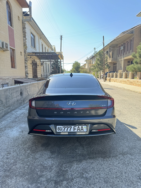 Hyundai sonata 2021 yil 6 pozitsiya 70 000 km kraska toza