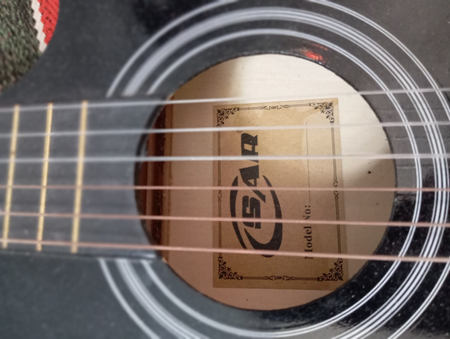 Gitara akustik arzon
