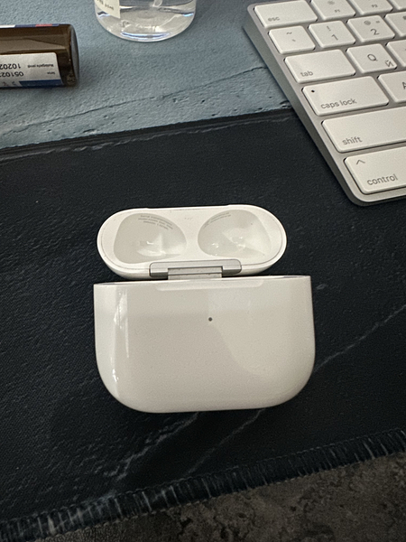 Airpods 3 case отличное состояние