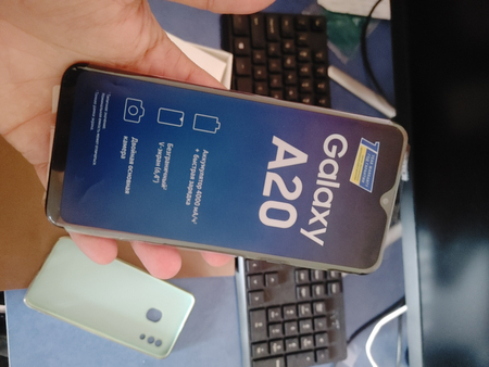 Samsung A20 Idial Holatda