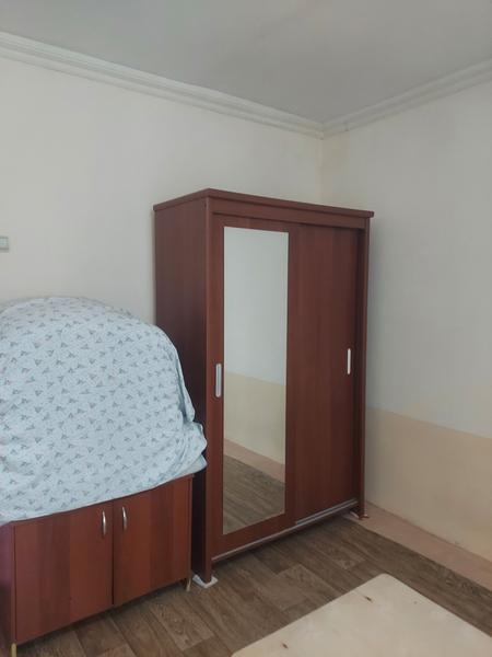 Продаю Квартиру Яшнабадский р-он Авиасозлар-4. 1-ком 2-этаж 4-этажном