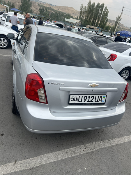 Jentra 2018 yil holati idealni holatda zor