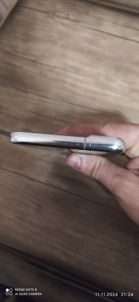 Samsung galaxy s21 plus sotiladi srochna