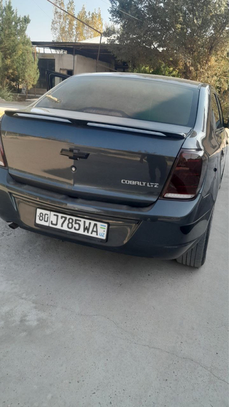 Kobalt avtomobili sotiladi