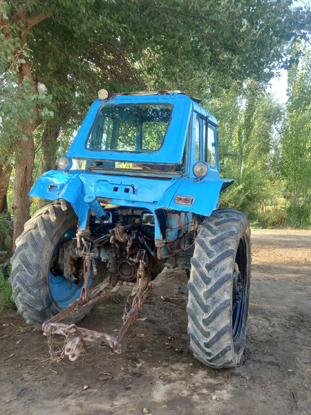 Mtz 80 sotiladi Buxoro viloyati