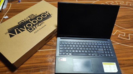 ASUS Vivobook 15
256 GB M.2,4 GB DDR5