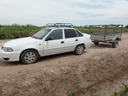 Chevrolet nexia 2 sotiladi