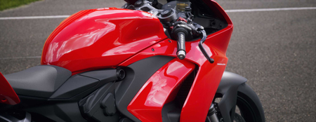 Мотоцикл Ducati Panigale V2