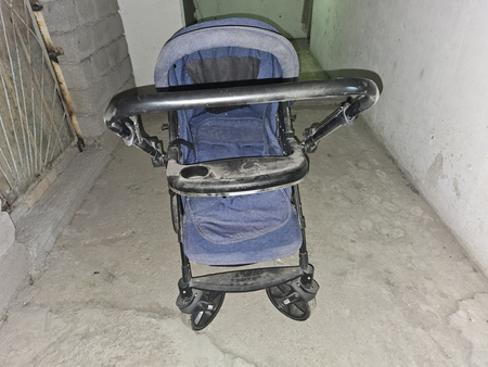 Продам детскую коляску