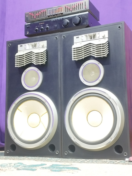 Колонки Sansui S-65, усь Sony, эквалайзер Piramid