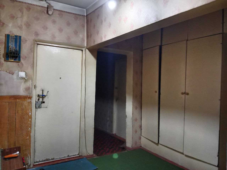 Срочно, Юнусобод 5 хонали квартира сотилади.
