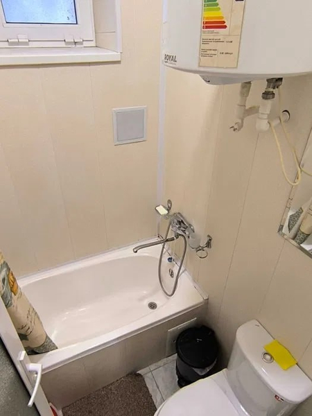 Квартира Юнусабадский р-н Бадамзар 2/1/2 Кирпичный дом 60м²