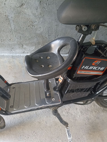 Veloskuter huache