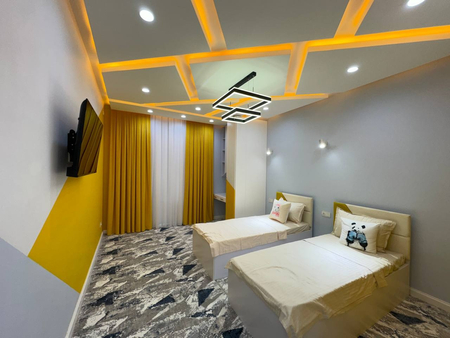 Продаю 3х ком.кв. новостройка 124м² 4-этаж с лифтом Узбекистанский