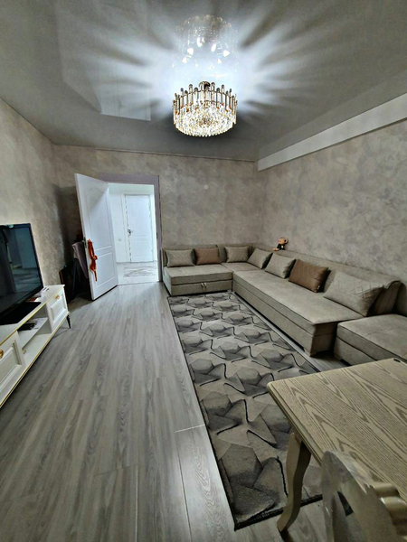 3/6/18 Самый ЦЕНТР ТАШКЕНТА метро Хамид-Алимджан СВОЯ Ц1 Ц2 ДАРХАН
