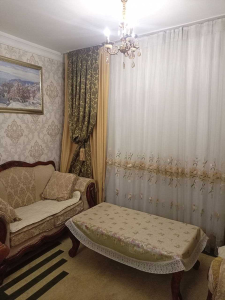 Продается просторная квартира. Мирабадский р-н.  Метро: Ойбек.