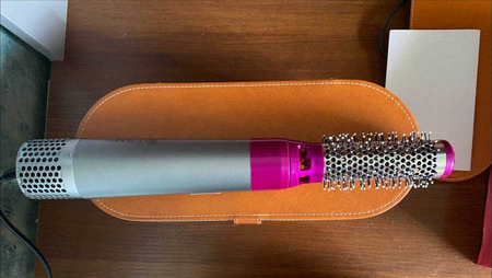 Продается Фен Dyson