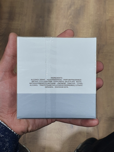Lacoste essential