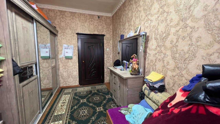 ЦЕНТРда жер жай сатылады. Досумов кошеде