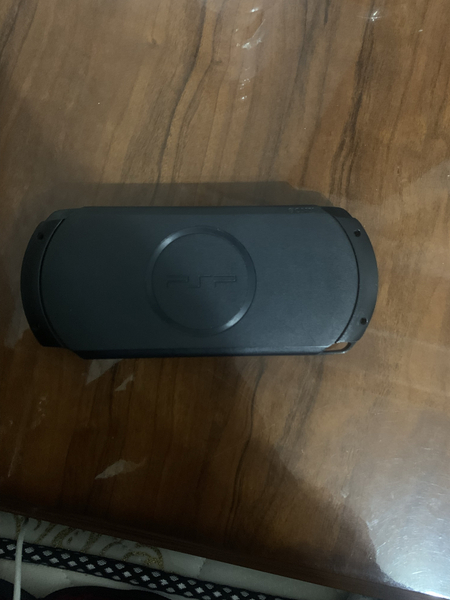 Sony psp sotiladi
