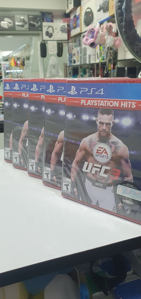 Playstation 4 uchun UFC 3