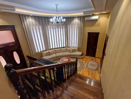Сдаю в аренду дом
Думбрабад, метро Собир Рахимов
3 сотки
6 комнат