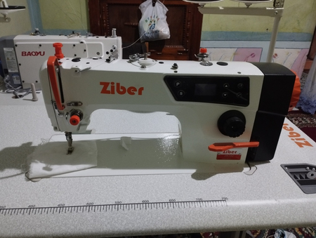 Ziber tikuv mashinasi sotiladi yangi 1 oy boldi  olinganiga