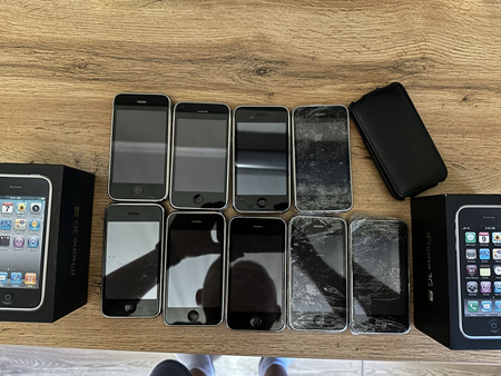 Продам колекцию iphone 3-4-5