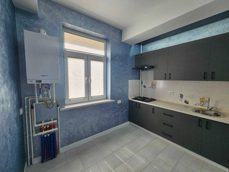 2 xonali 60m² 4-qavat uy sotiladi