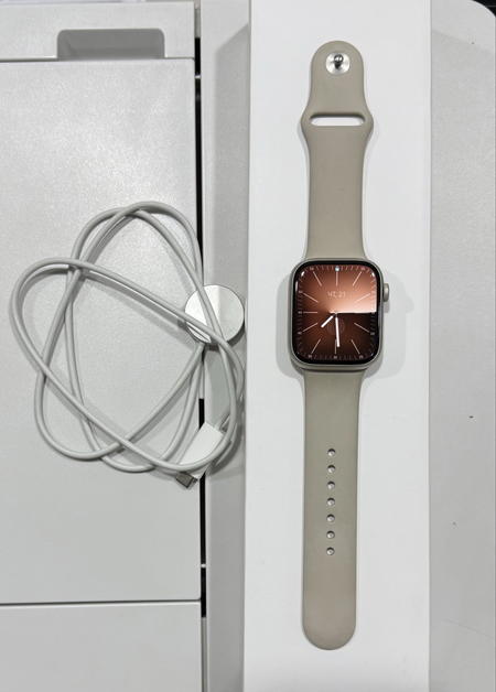 Iwatch 45 mm LLA идал ҳолатда (икки ой)
