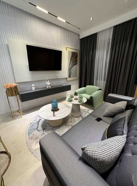 Срочно продается 2/23/25 квартира 50 м2  Ор-р: Akay City  (МДХ)