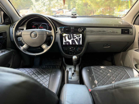Продаю свой автомобиль Lacetti Jentra 2015 года выпуска