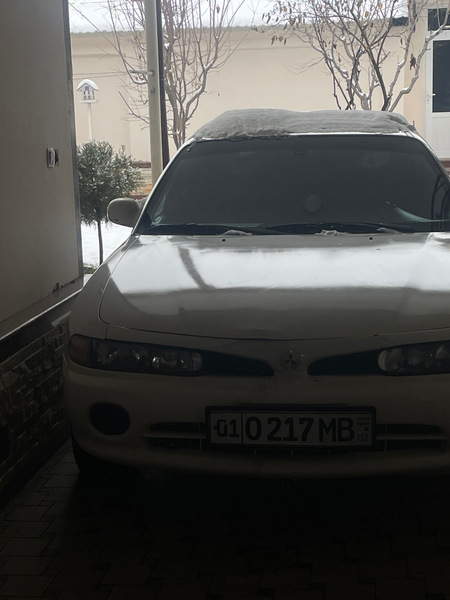 Продается машина Mitsubishi Galant 1995