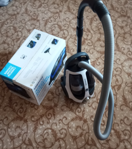 Samsung plesos yaxshi holatda