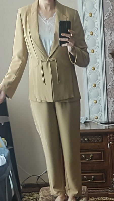 Kastyum bruk troyka yangi razmeri katta keogan kareyski raxme XXL