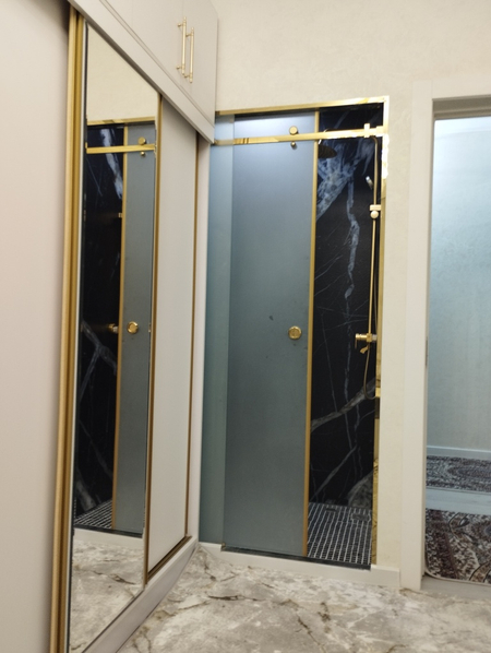 Сдаётся 3 комнатная квартира в новостройке Хон Сарой