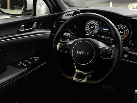 KIA K5 LUXE LIGHT Halol muddatli tolovga Pasport ozi kifoya