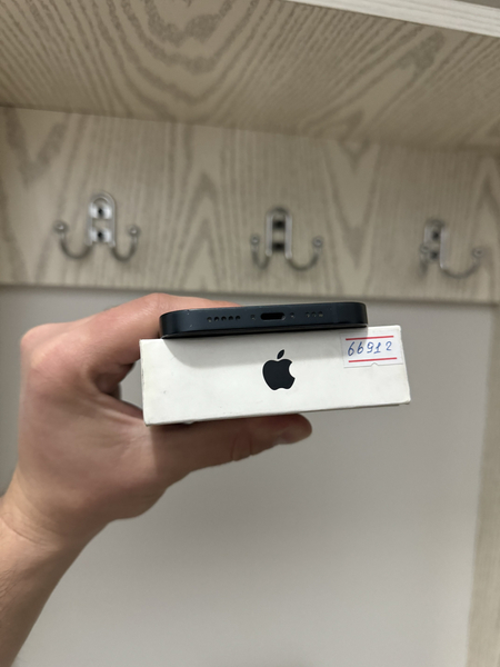 Iphone 13 128gb 90% Karobka dokument